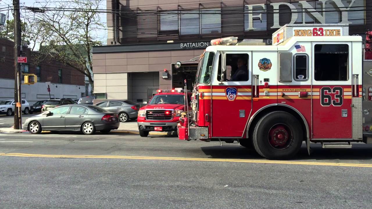 FDNY BATTALION CHIEF 15 & FDNY ENGINE 63 RETURNING TO QUARTERS ON 233RD ...