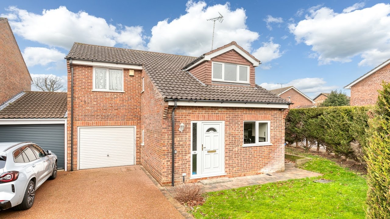 3-Bed Home in Martins Heron, Berkshire | UK Real Estate & Housing ...