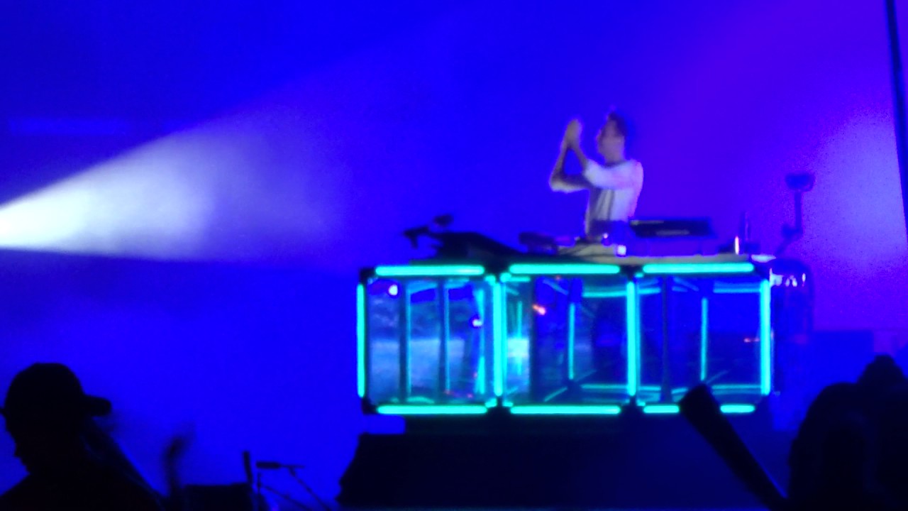 Flume (Ottawa Bluesfest 2017) - YouTube