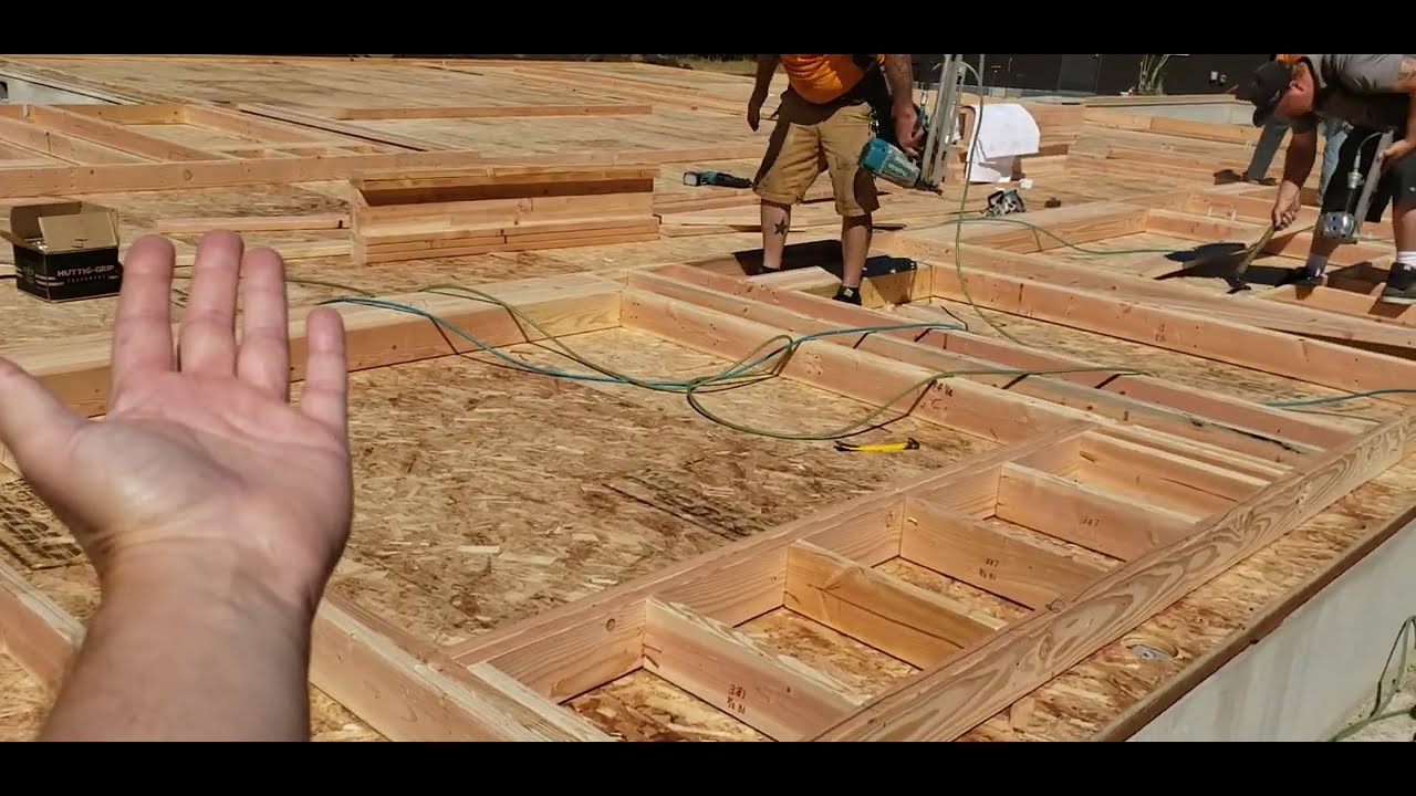 House Build 023 - YouTube