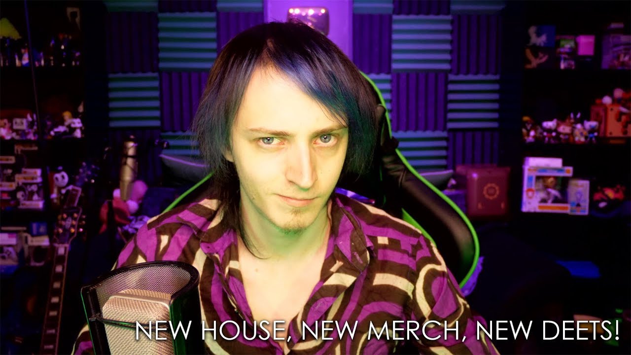 NEW HOUSE, NEW MERCH, NEW DEETS, Q&A, LIVE MOMOCON SHOW! | DAGames ...