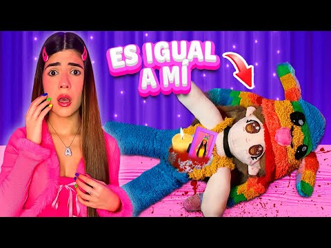 ABRÍ un PELUCHE idéntico a MÍ y me dijo que PRONTO me va a SUSTITUIR😨 | Ani Cat😻