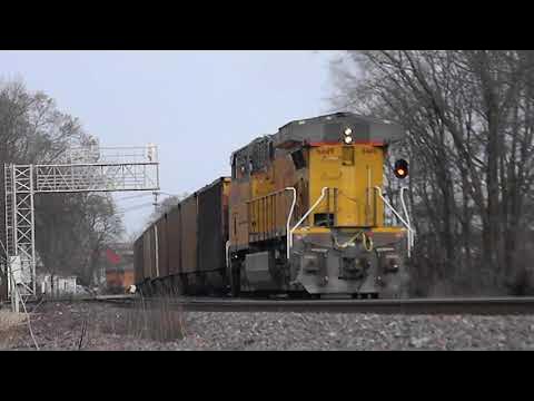 Rochelle, ILL; Away from the Train Park- Union Pacific meet near Global III - YouTube