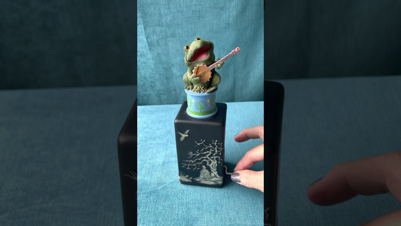 Robert Harris Bagpuss - Gabriel the wise man -toad - music box video ...