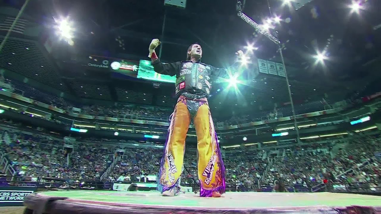 TOP RIDE: Ben Jones rides Cowboy’s Dance Hall’s Panda Tr - YouTube