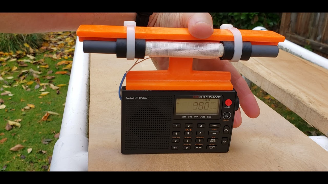 7.5 inch (19cm) Loopstick C. Crane Skywave Demo - YouTube