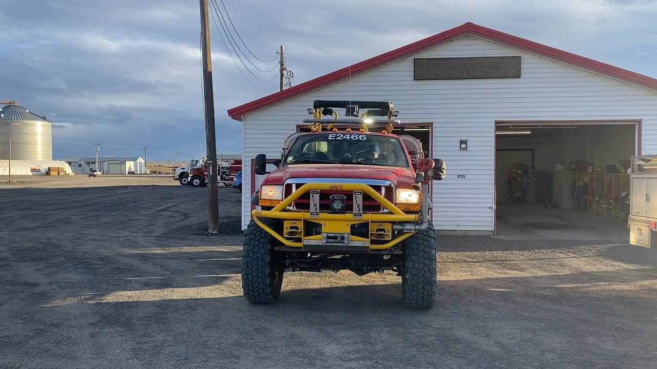 Franklin County Fire District #4 Engine 2466 Siren Demonstration - YouTube
