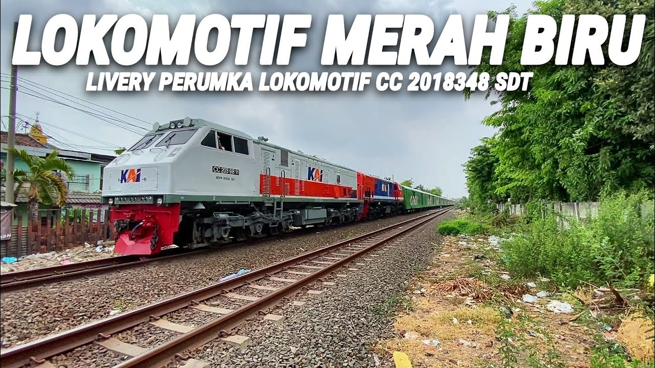 MENUNGGU KEDATANGAN LOKOMOTIF MERAH BIRU TERBARU LIVERY PERUMKA - YouTube