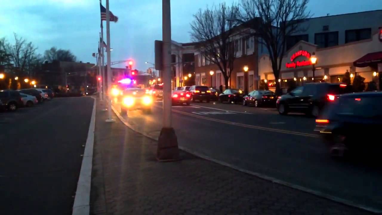 Union County EMS Ambulance + ALS Medics Responding - YouTube