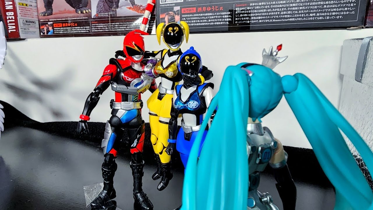 [Stop Motion Animation] The AkibaRangers are here! - YouTube