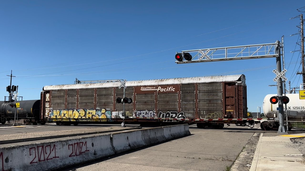 UP 8114 Manifest Freight Train With Mid-DPUs South - E. Morada Lane ...