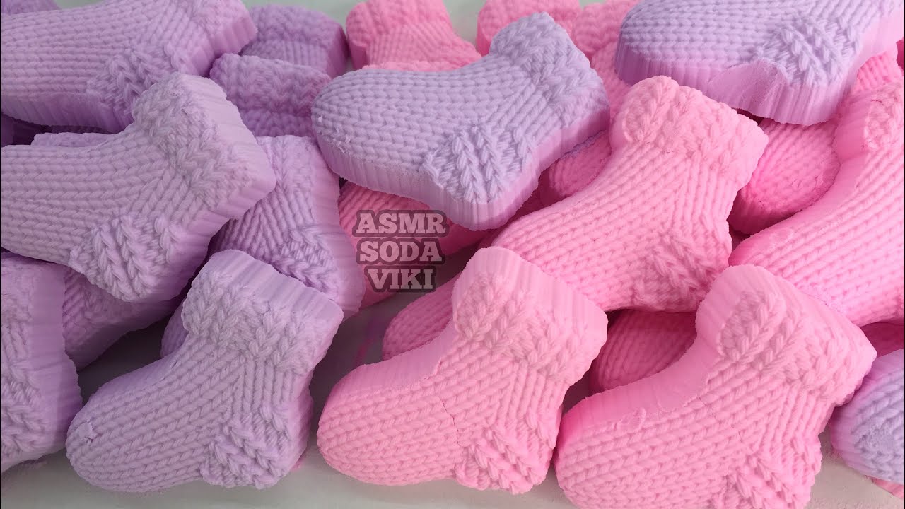 ASMR Super Crispy Knitted Socks. Crushing baking soda - YouTube