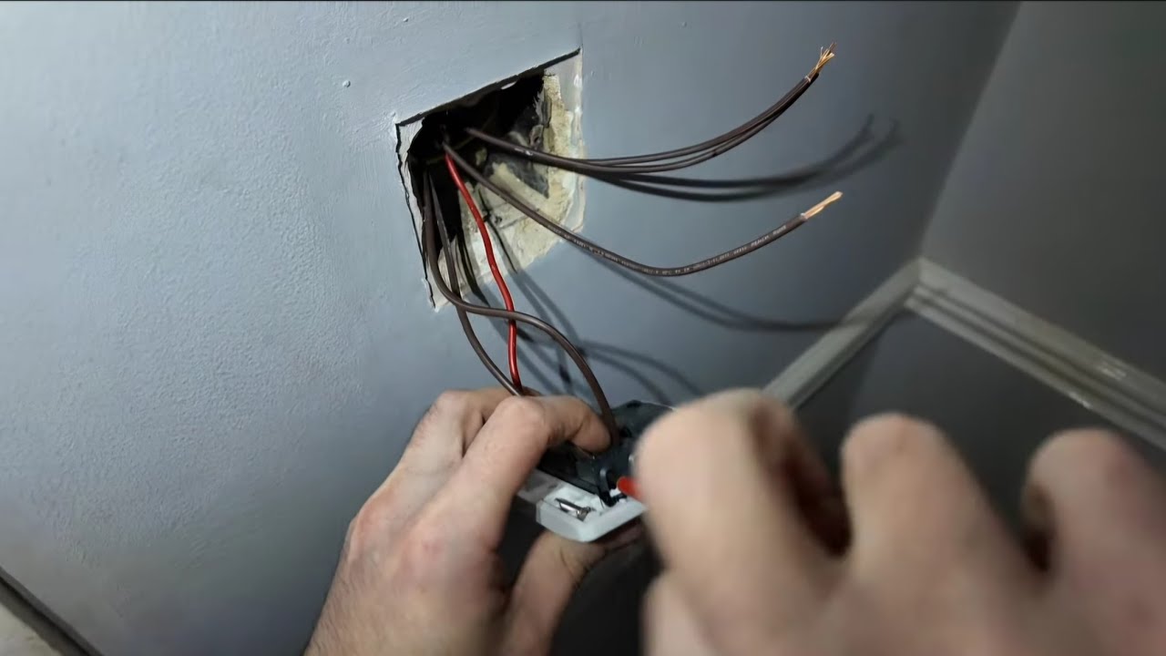 How To Wire 2 Way Lighting | Conduit System - YouTube