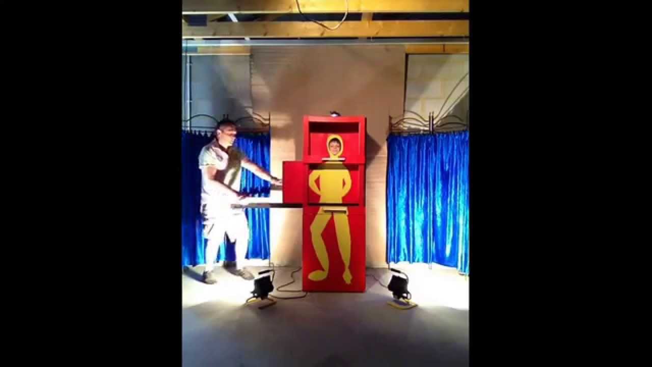 Zigzag box magic illusion by Lucas Preece - YouTube