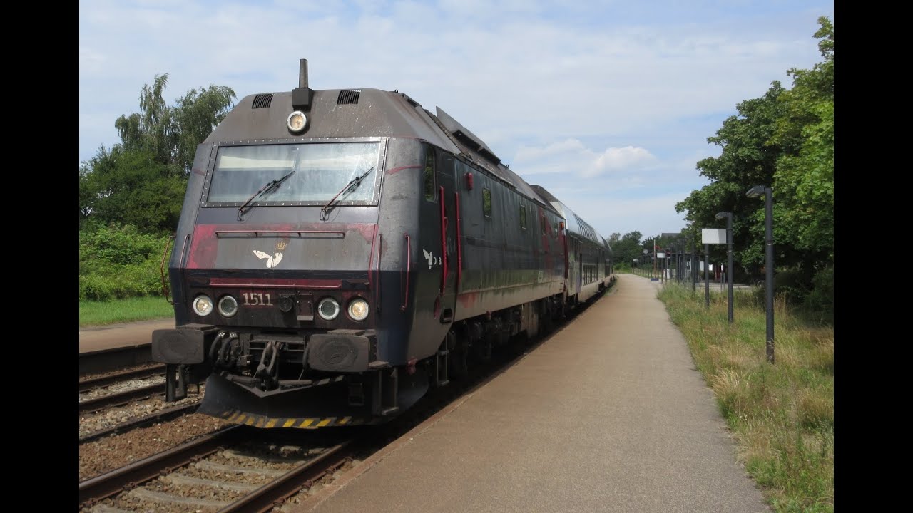 Denmark: DSB 'ME' class diesel locos at Eskilstrup on passenger trains ...