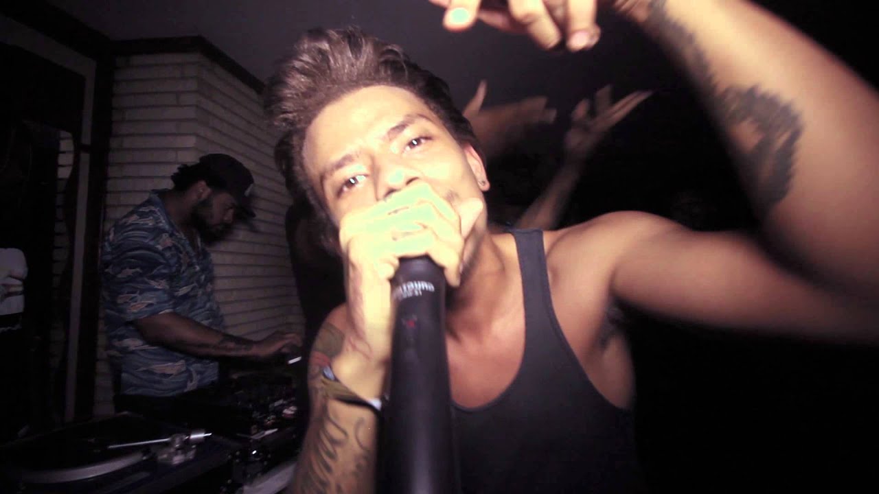 Zoey Zuko & Jux - Panties ( Live Performance) - YouTube