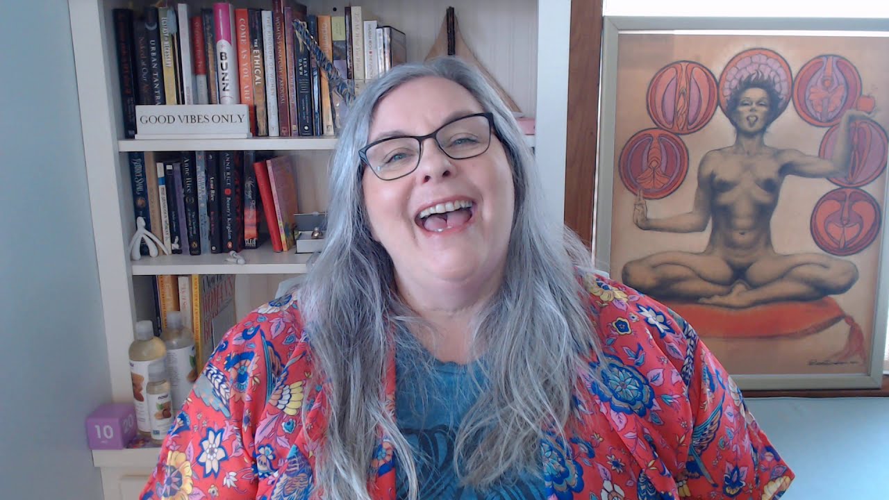 Laura Bogush Bodysex Intro - YouTube