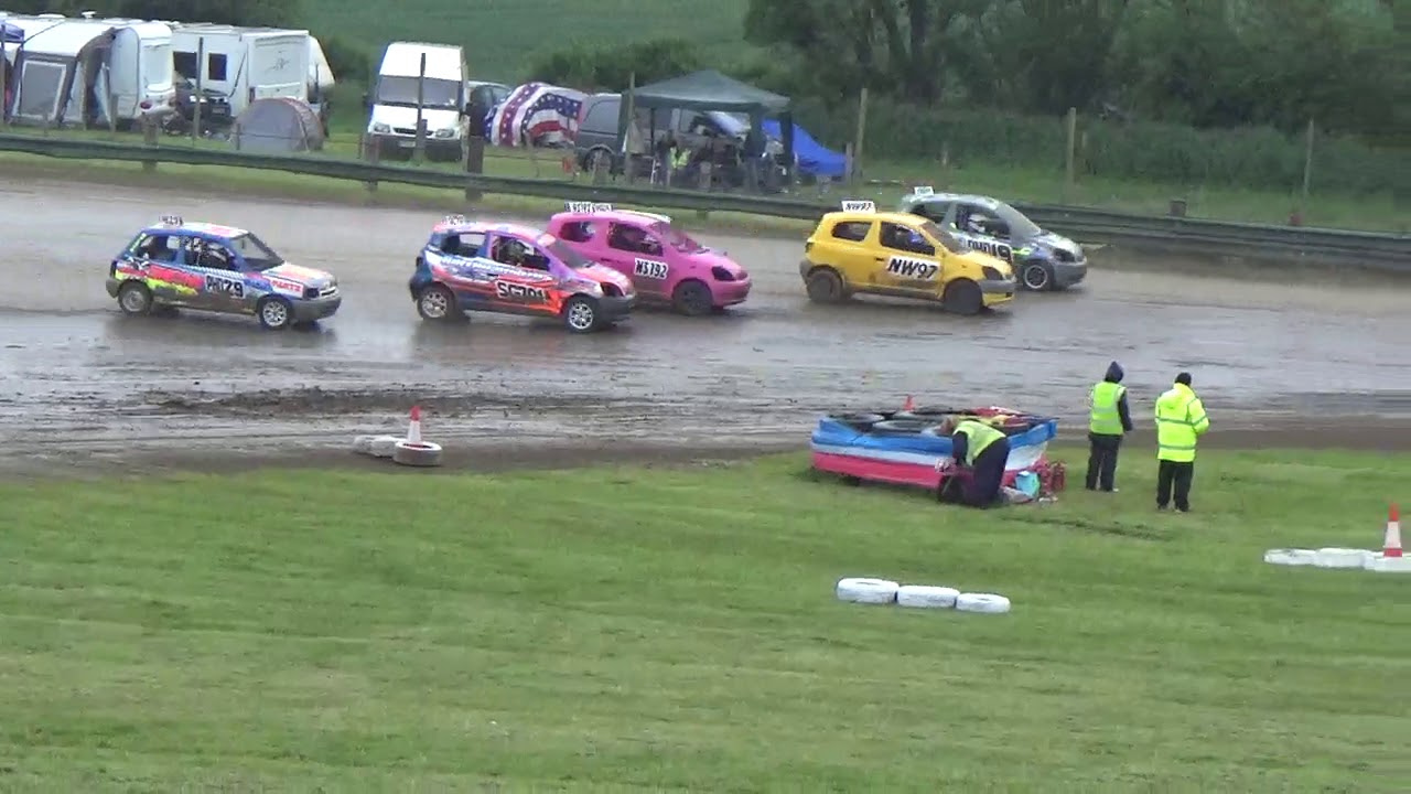 Autograss racing from day 2 at MAP open 2019(21) - YouTube