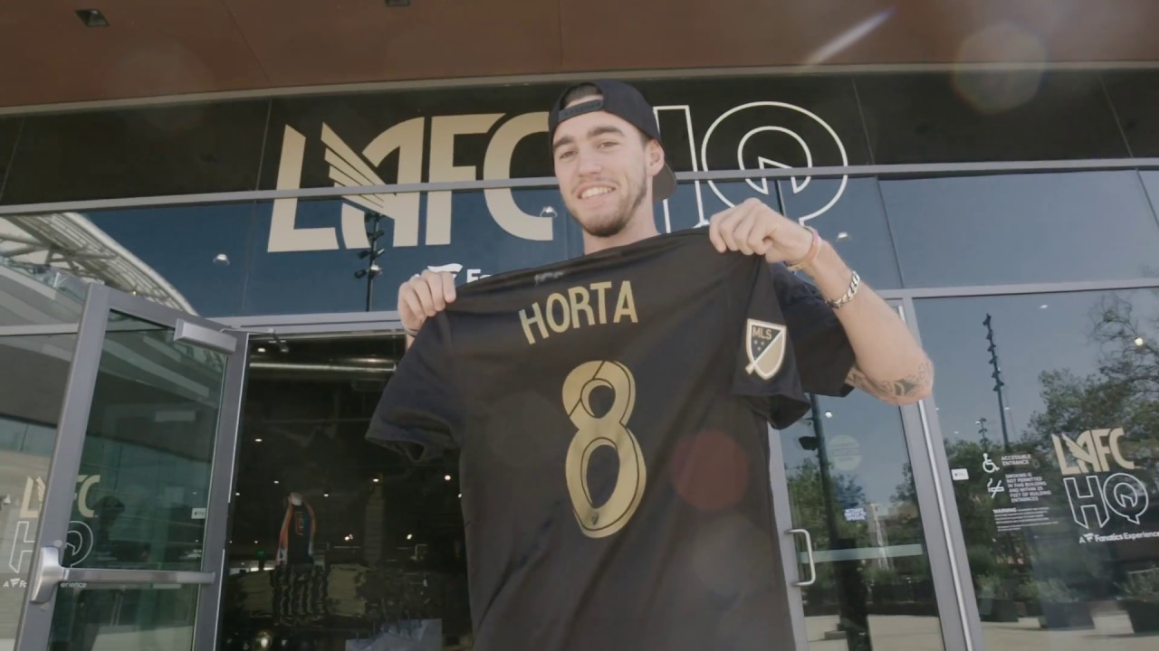 André Horta Tours Beautiful Banc of California Stadium - YouTube