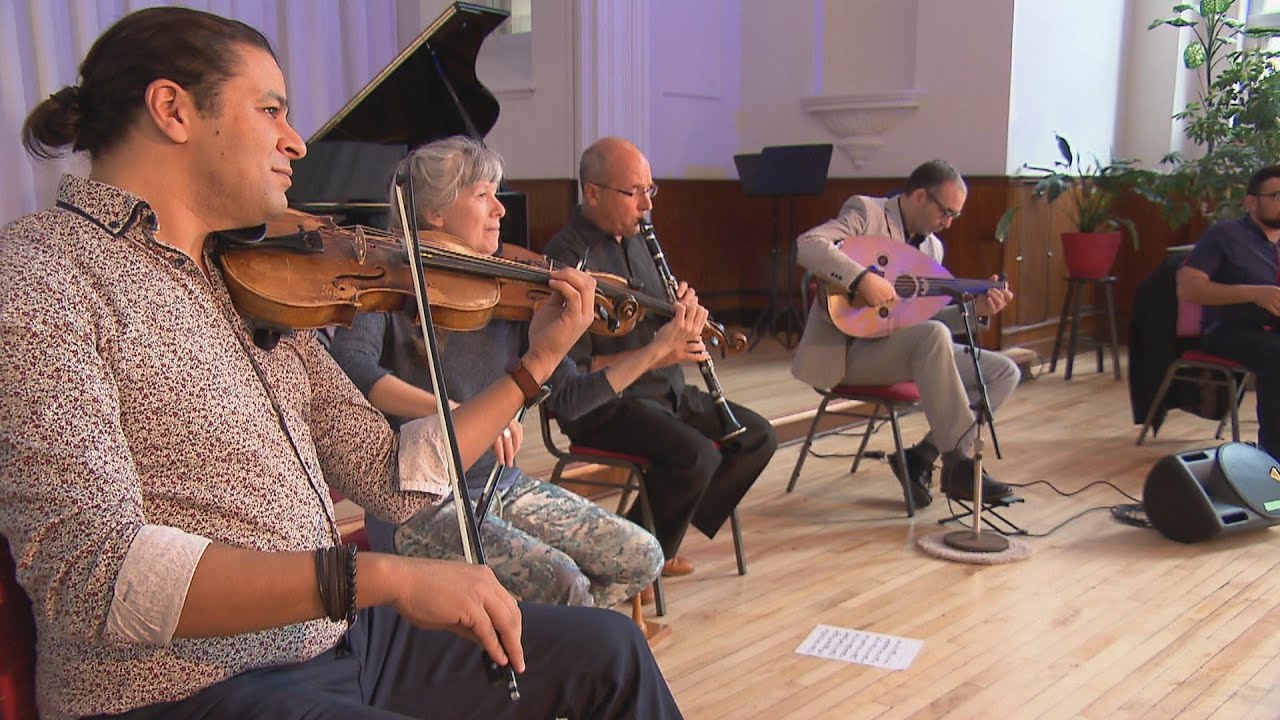 Québec a maintenant un orchestre de musique orientale - YouTube