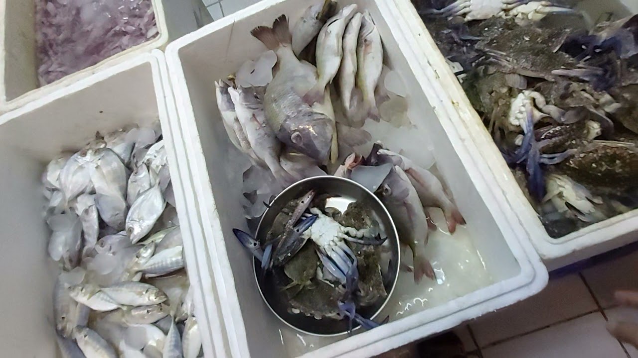 Marites | Pinagkaguluhan ng mga Fish Vendor. - YouTube