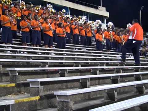 O. Perry Walker HS Band - Rep Yo City - YouTube