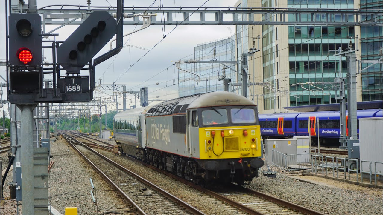 Class 56: 56103 Absolutely Screams Through Reading - YouTube