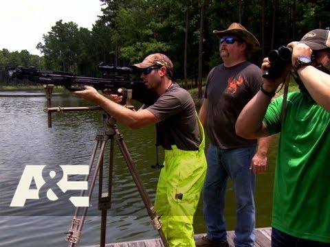 Country Buck$: Matt Blows Up the Bee Colony (Season 1, Episode 1) | A&E ...