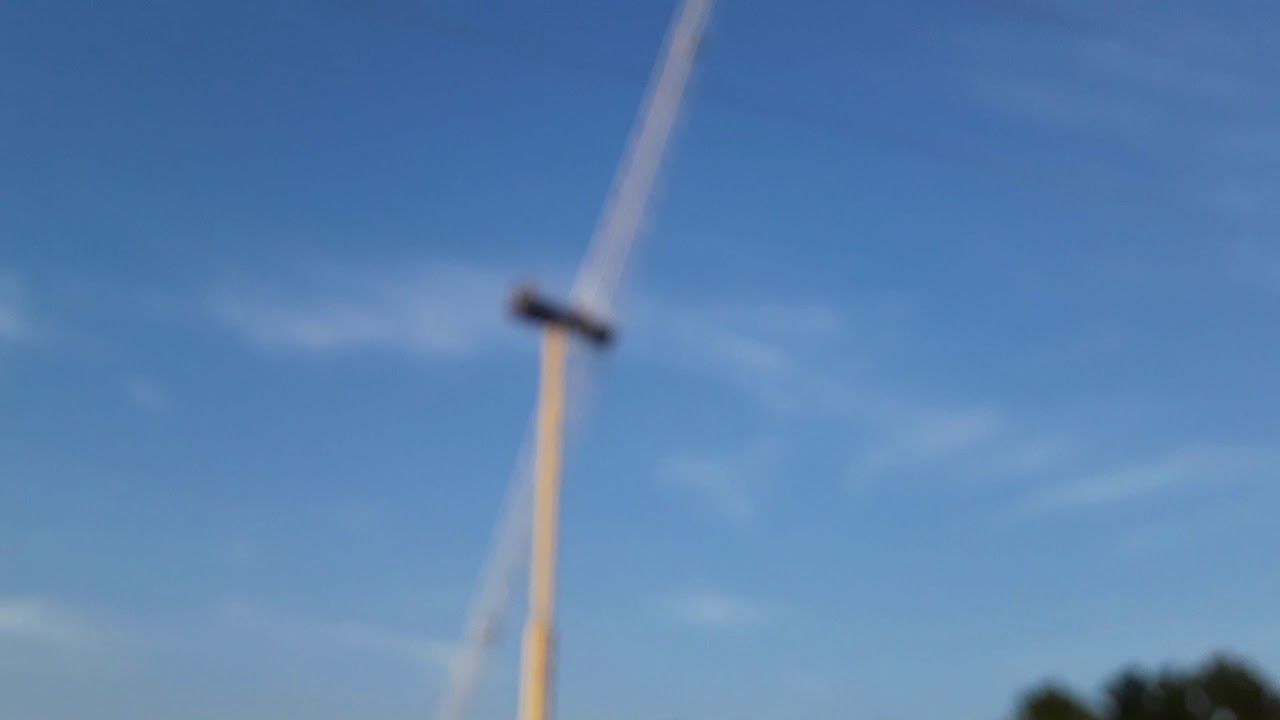 Skyscraper Thrill Ride - YouTube