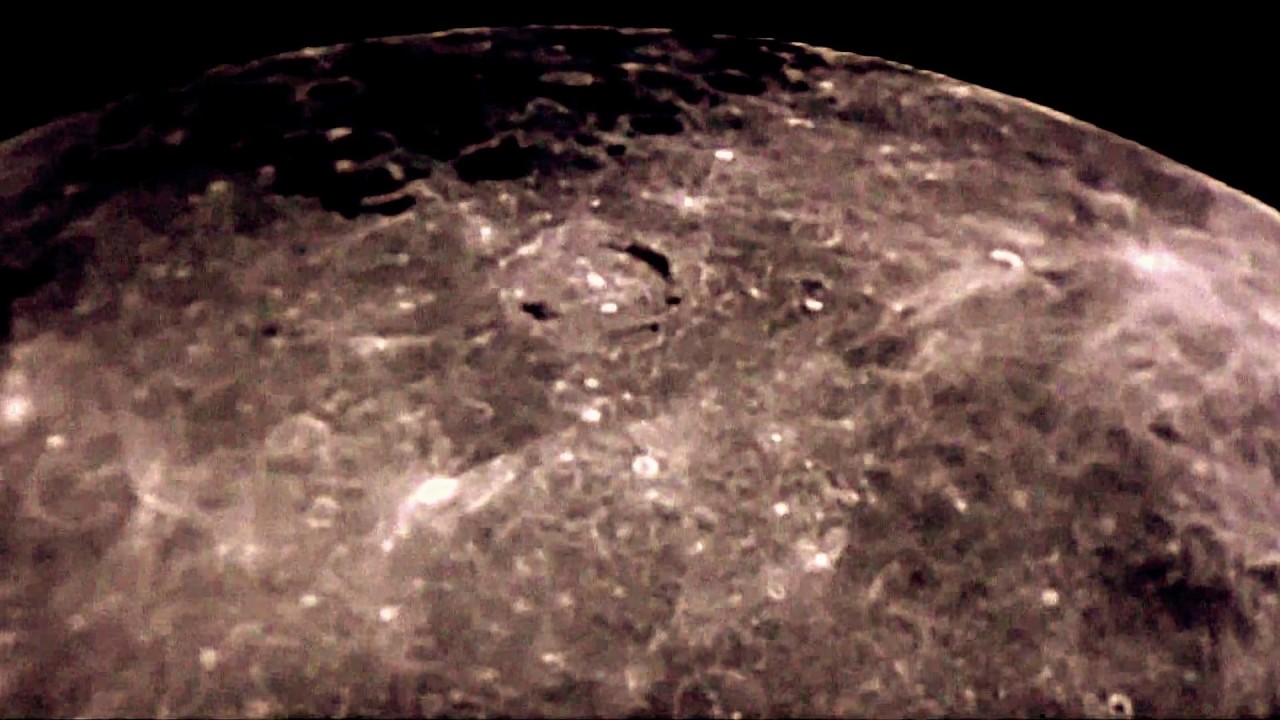 Watch things appearing on several places around the Moon Surface (Slow ...