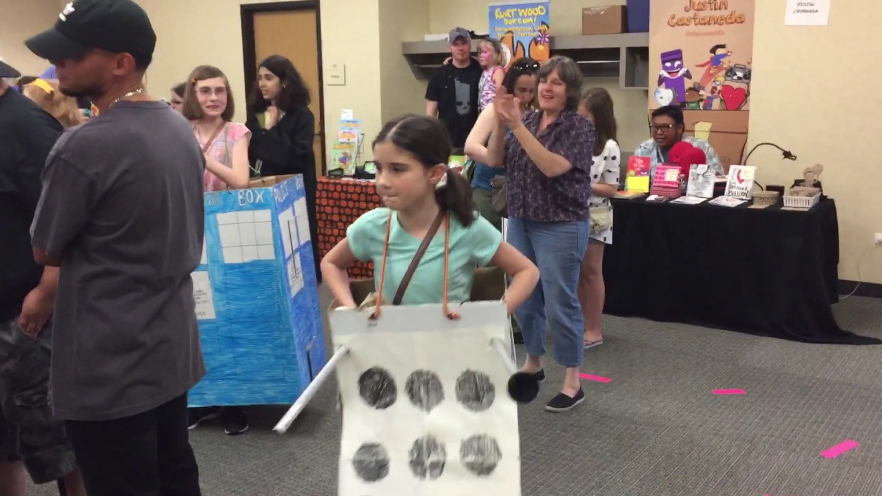 Costume Contest At Mini Comic Con - YouTube