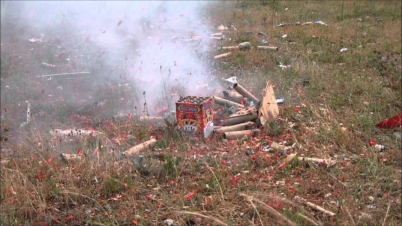 Horse Brand Po Ha Firecrackers - YouTube