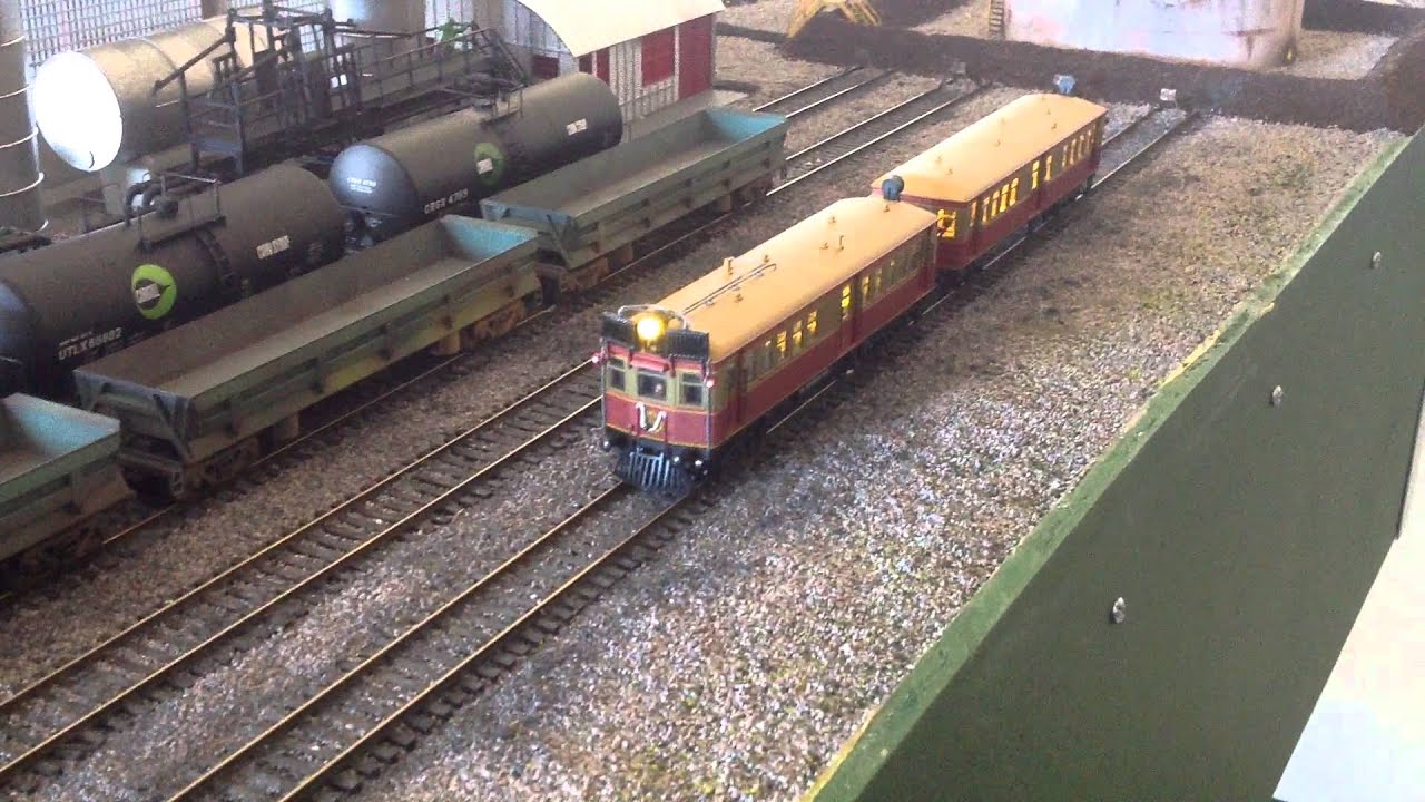 HO Rail Motor CPH/CTH NSWRG Eureka Models - YouTube