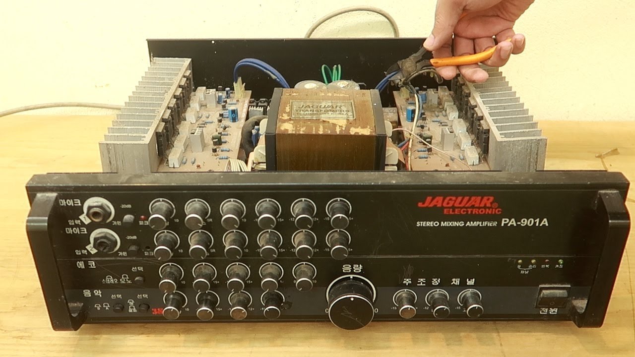 Restoration old stuff // rehabilitate stereo mixing amplifier - YouTube