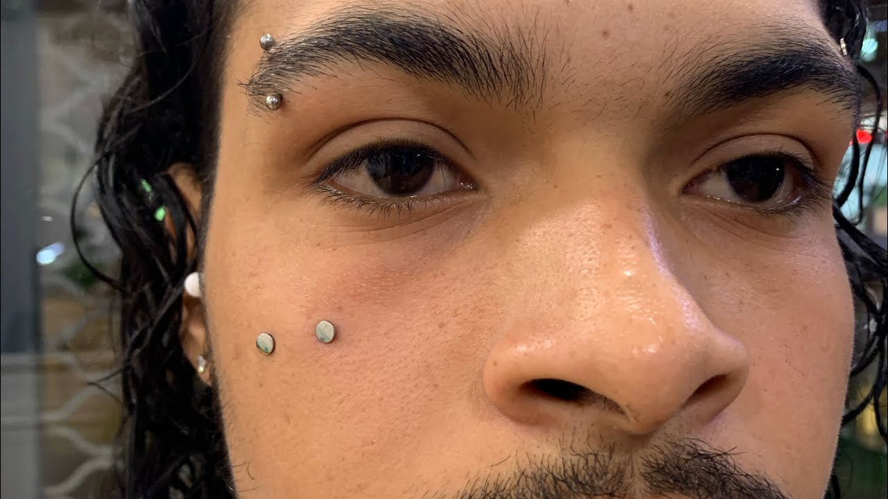 SURFACE PIERCING WITH NEEDLE BLADE AMERICAN AND PUNCH - YouTube
