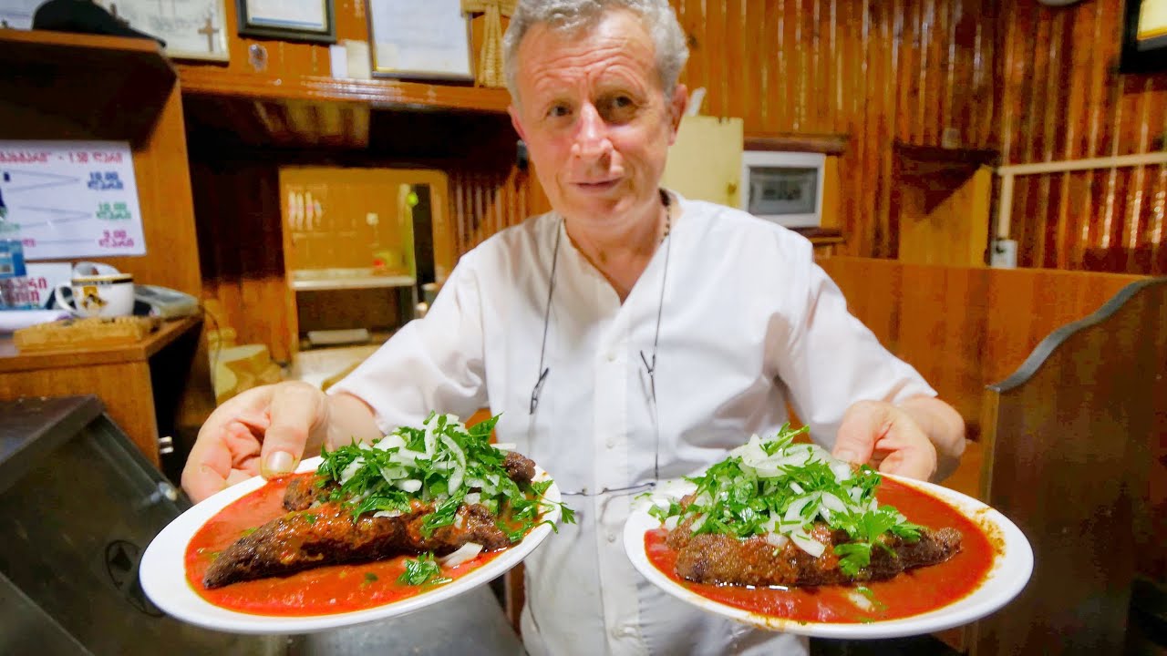 Georgian STREET FOOD in KUTAISI - Kebabs & Nazuki + Attractions ...