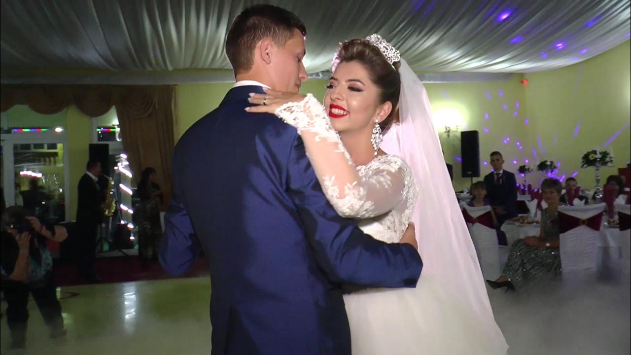 Ionela Pascu LIVE 2016 - dansul mirilor - Radu și Maria Danciu - YouTube
