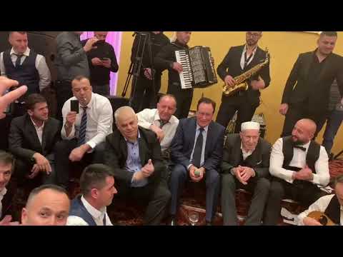 Rifat Berisha 2020 kenga e Flamurit ne Isniq - YouTube