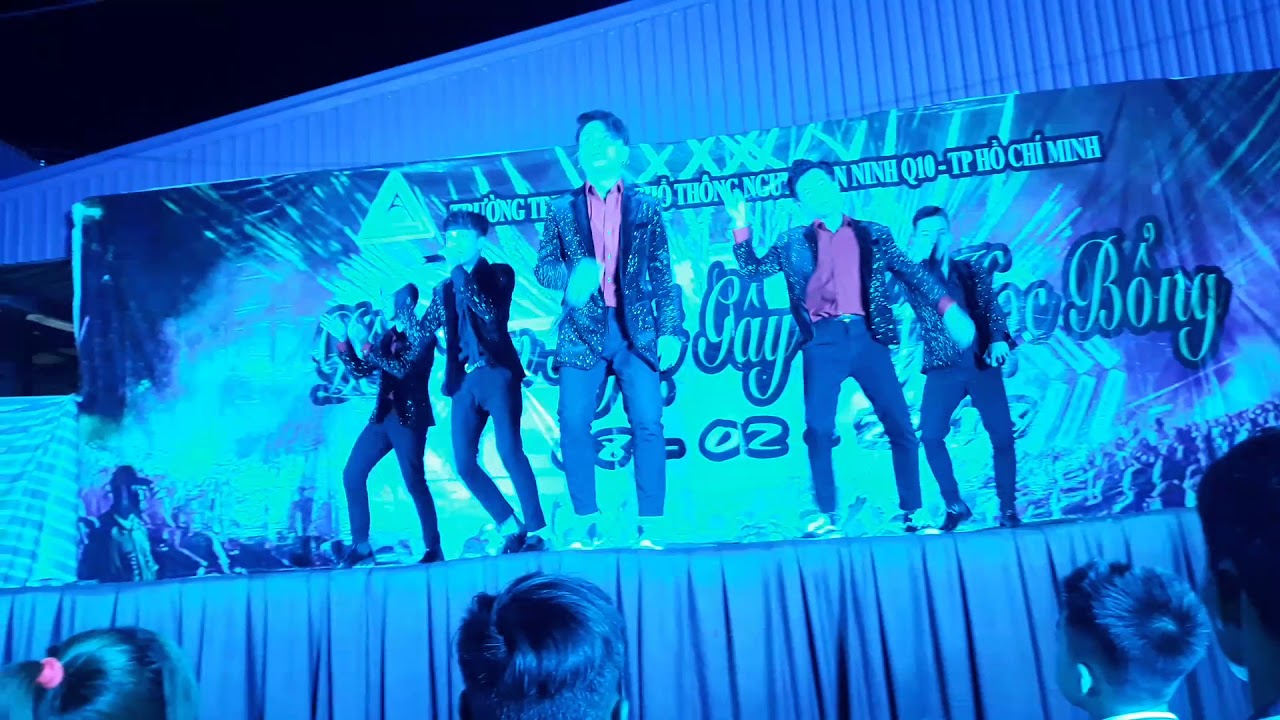 _ Khác biệt - HKT-M The Five. 🌸♥ - YouTube