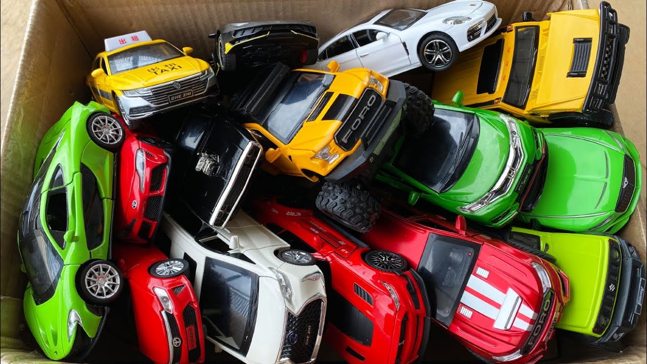 Box full of Cars \ Ford, Honda, Mclaren P1, Supra, Hummer, Dodge ...
