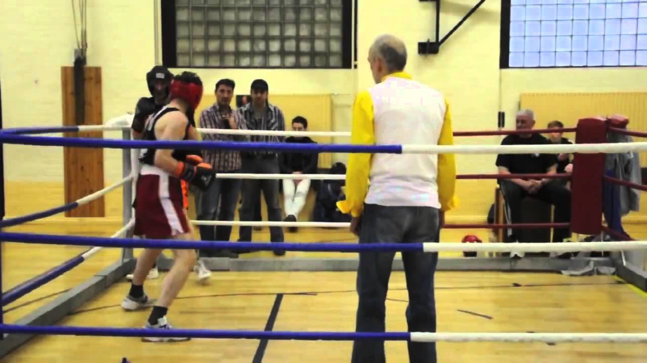 White Collar Boxing Berlin - YouTube