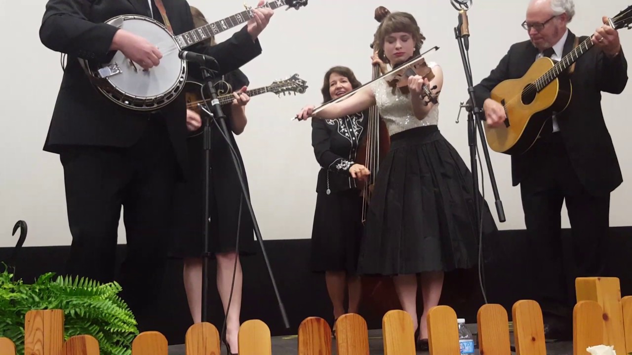 The Price Sisters / Used To Be - YouTube