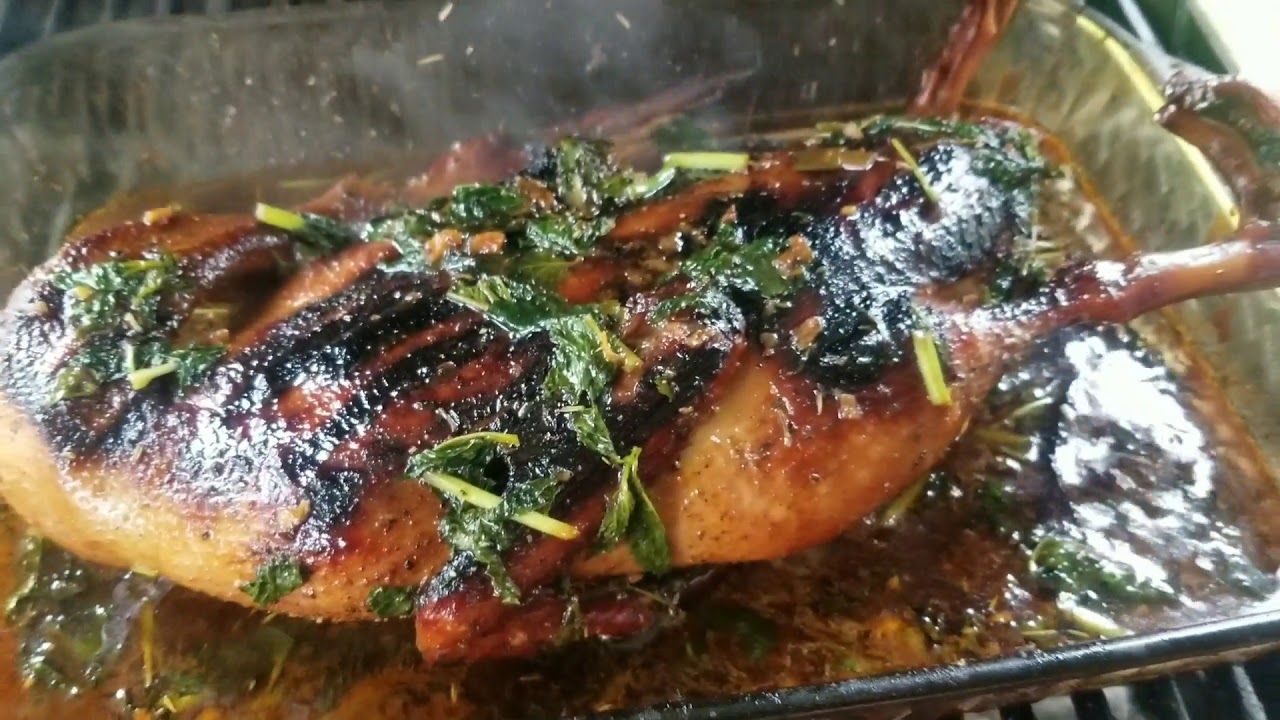 Hmong Chef - Smoke Wild Duck Dish - YouTube