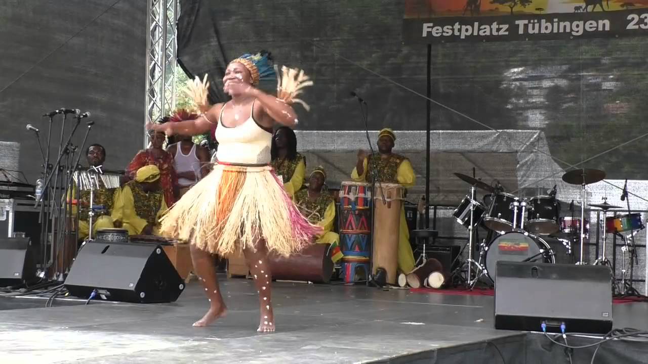 Ballet National du Cameroun au Festival Africain de Tübingen - YouTube