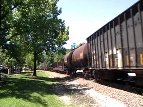 5/28/2010 UP 4763 Leads The MASKC Westbound On 2 - YouTube