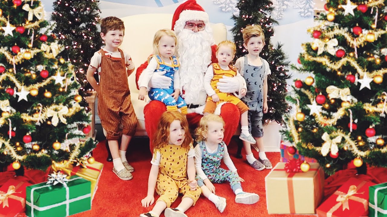 Getting a Santa Photo with Six Kids! - YouTube