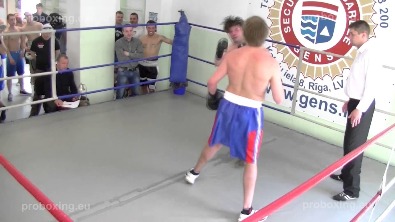 Eric Crumble Image - Boxing Image - FightsRec.com