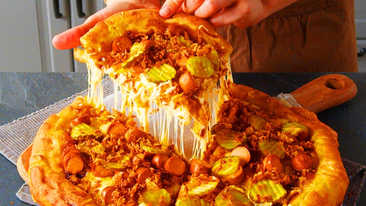 This Hot Dog Stuffed Crust Pizza Is Exactly The Way Pizza Is Meant To ...