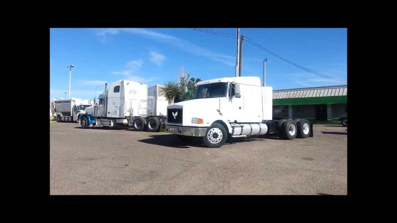 Tractocamion en Venta Volvo Blanco 1995 www.DERECHATRUCKS.com - YouTube