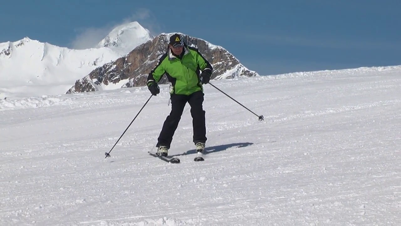 ST1 25 Wedge Turn - YouTube